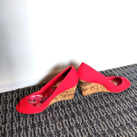 Rampage | Shoes | Nwt Rampage Red Wedge Open Toe Shoe Size 55m | Poshmark